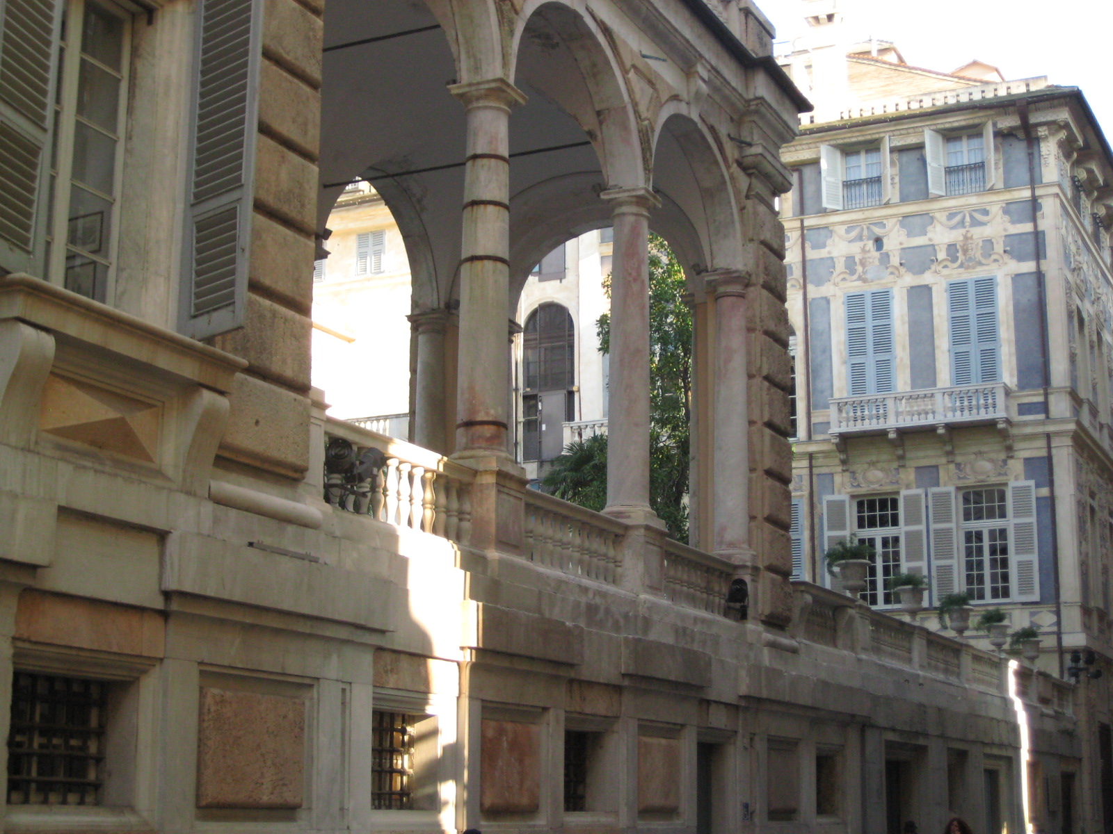 IL CENTRO STORICO PIU’ GRANDE D’EUROPA? È A GENOVA! – parte III: Strada ...