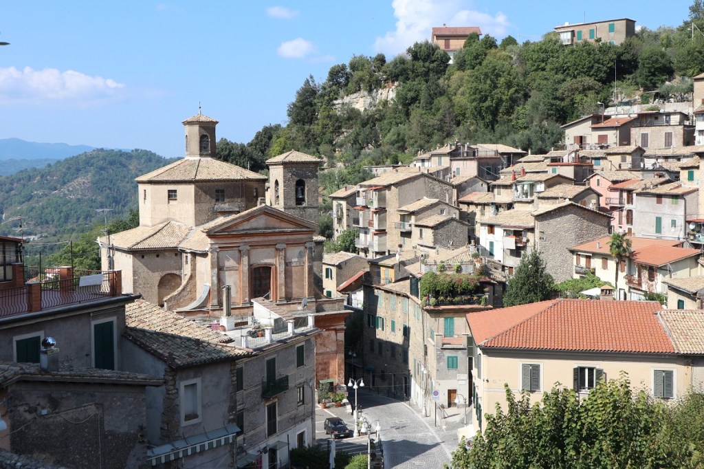 Itinerari nel Lazio: cosa vedere a Subiaco in un giorno – Maraina in ...